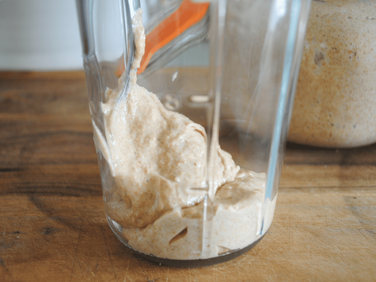 How to care for a no-discard sourdough starter