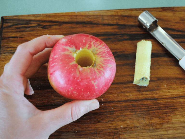 How to dehydrate apples (easy dried apple recipe)