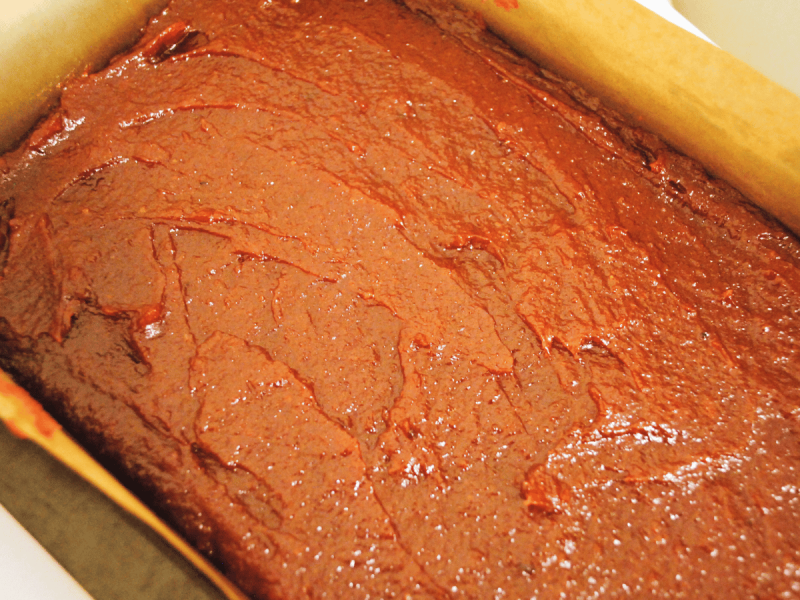 Slow cooker quince paste recipe (dulce de membrillo)